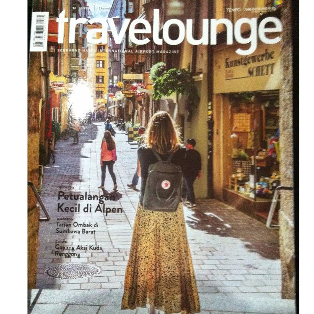 Majalah TRAVELOUNGE edisi Desember 2016, Buku & Alat Tulis, Majalah & Lainnya di Carousell