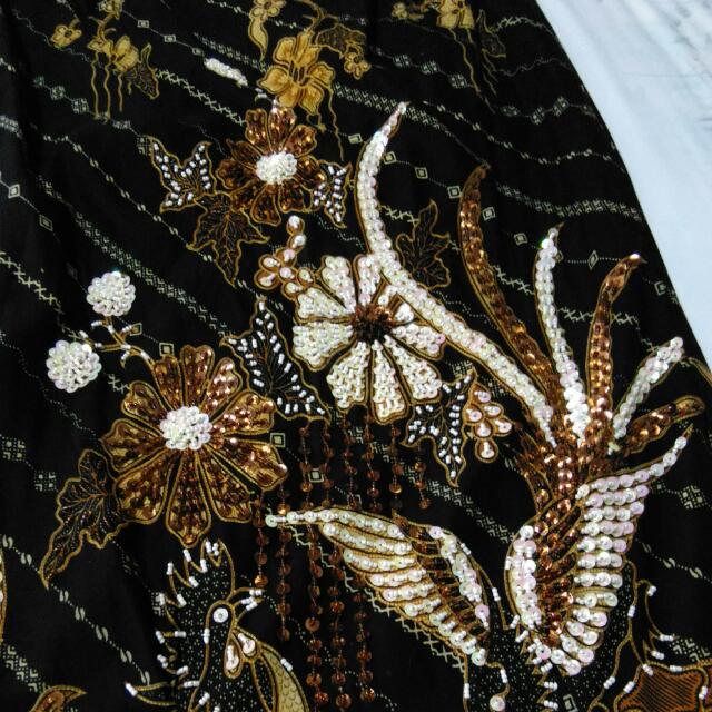 -RESERVED- Mermaid Batik, Women's Fashion, Bottoms, Other Bottoms on ...