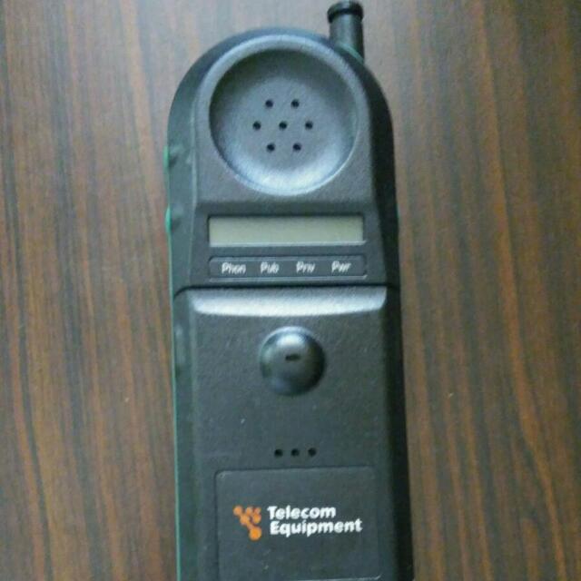 Singtel Zone Phone, Furniture & Home Living, Kitchenware & Tableware ...