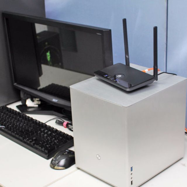 BNIB Jonsbo V4 Micro ATX Aluminum Case Silver, Computers & Tech, Parts ...