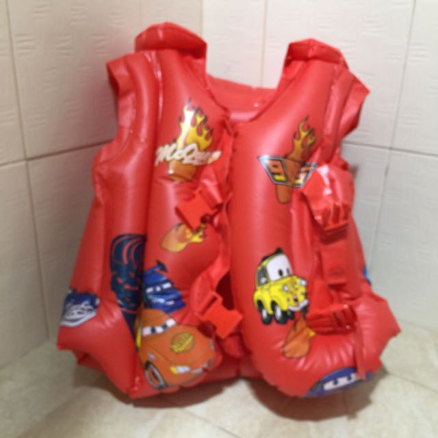 Disney pixar Cars theme swimming vest and arm floats, Babies & Kids ...