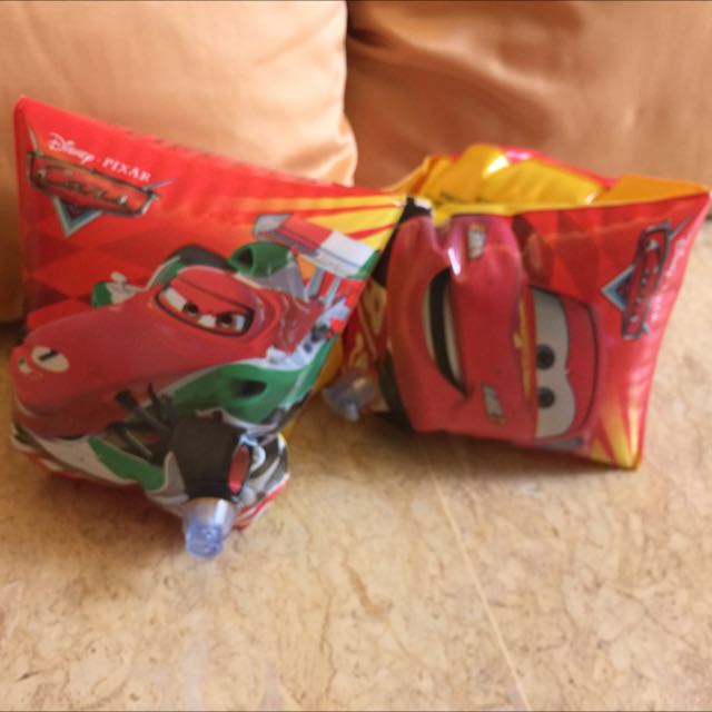 Disney pixar Cars theme swimming vest and arm floats, Babies & Kids ...