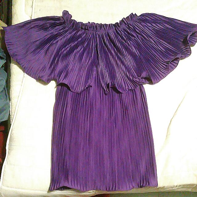 Off Shoulder Purple Top, Women's Fashion, Tops, Sleeveless on Carousell