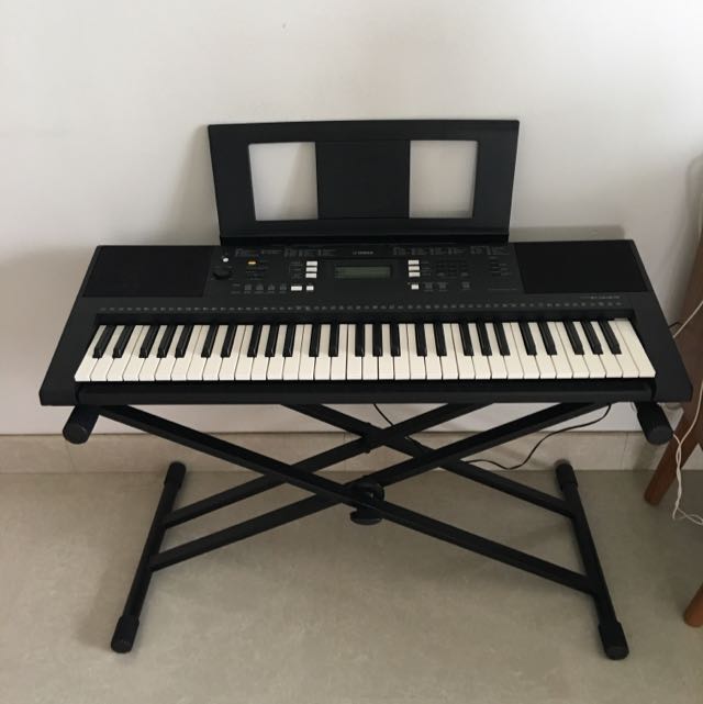 Used Yamaha Electronic Keyboard - PSR E343, Hobbies & Toys, Music ...