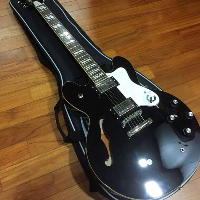 PENDING DEAL Epiphone Riviera II, Hobbies & Toys, Music & Media ...