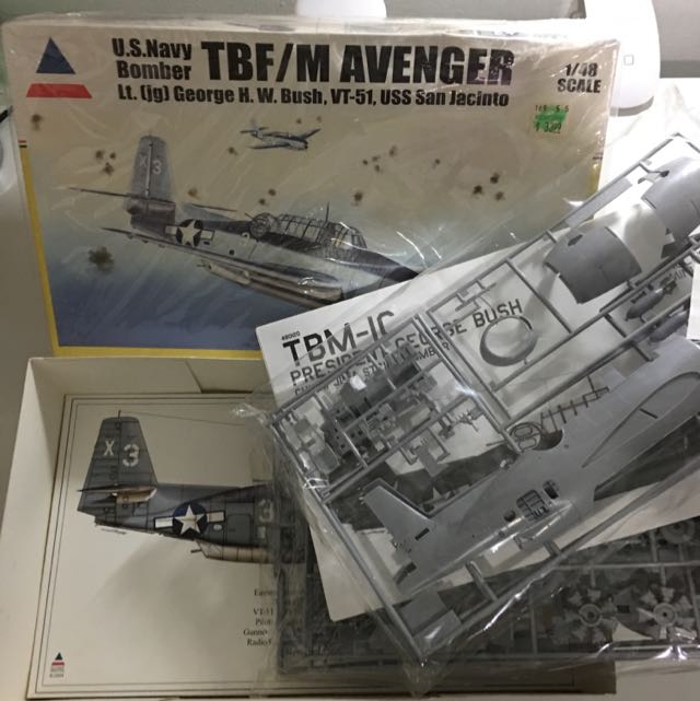 Accurate Miniatures 480120 (+book) : 1/48 TBF/M AVENGER US NAVY BOMBER ...