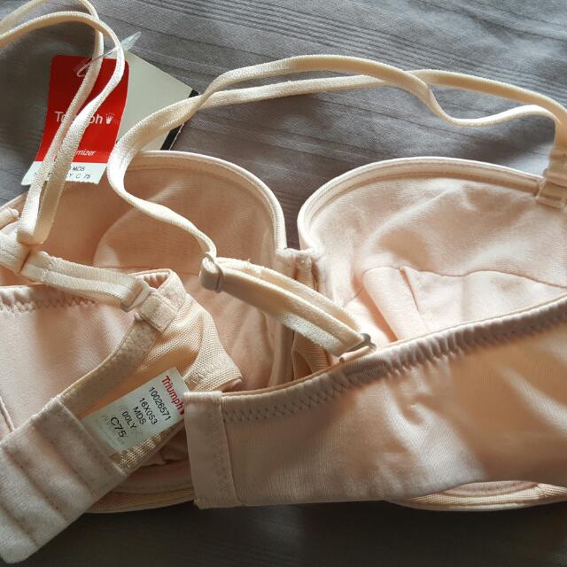 Triumph push-up bra C75, Women's Fashion, New Undergarments & Loungewear on Carousell