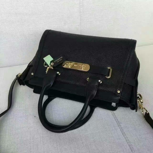 COACH swagger 27, 預購在旋轉拍賣