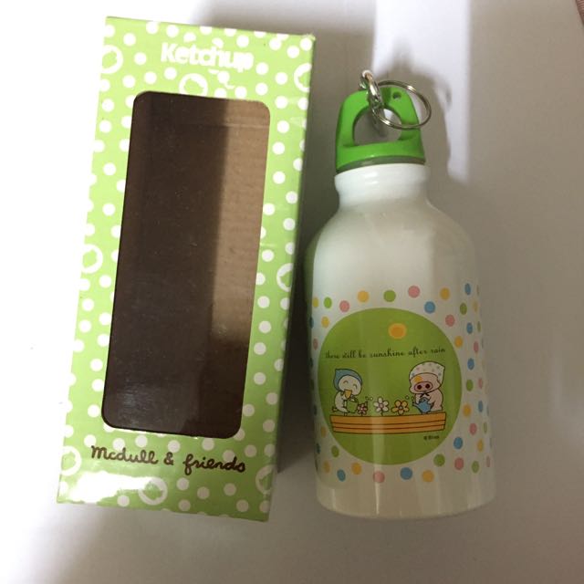 麥嘜 麥兜 菇時 Mcmug McDull水樽, 興趣及遊戲, 玩具 & 遊戲類 - Carousell