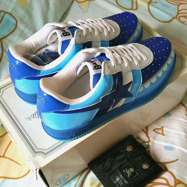 Brand New A Bathing Ape x Kaws Blue Chomper Footsoldier Bapesta., Men's ...