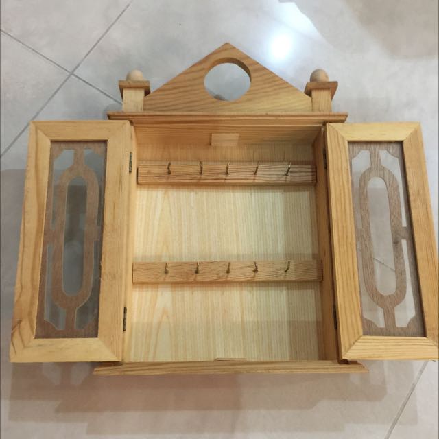 Wooden Vintage Key Press/Holder, Mobile Phones & Gadgets, Mobile ...