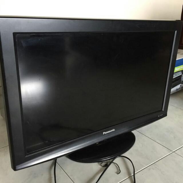 Panasonic 32 Inch LCD TV, TV & Home Appliances, TV & Entertainment, TV ...
