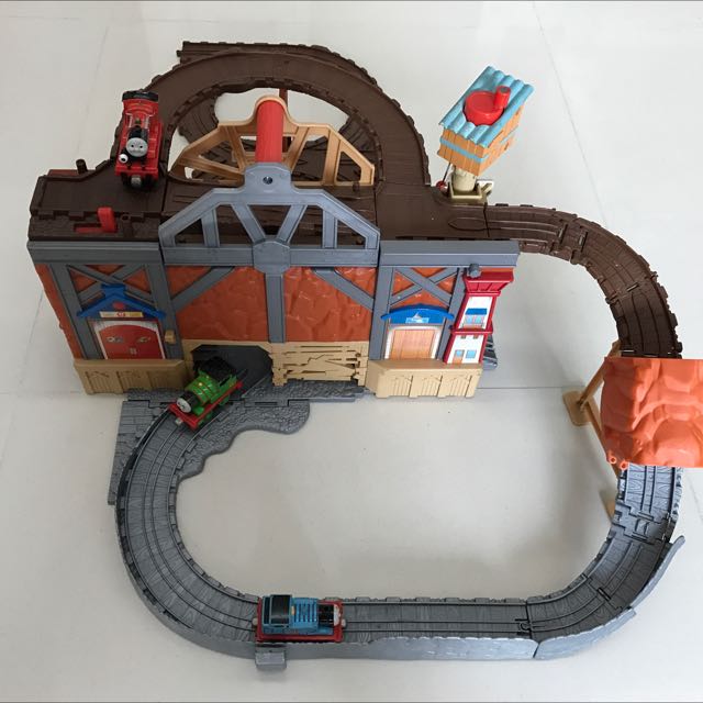 Thomas Take And Play Set, Hobbies & Toys, Toys & Games on Carousell