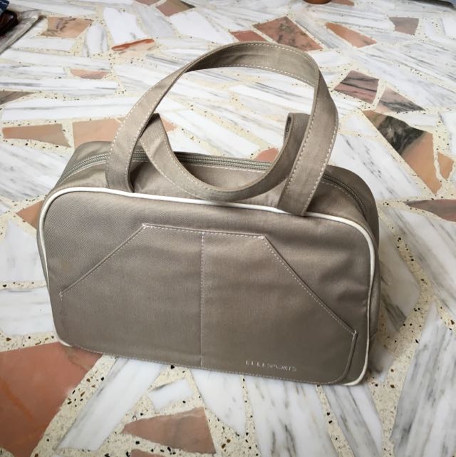 Elle Sports Bag, Women's Fashion, Bags & Wallets, Cross-body Bags on ...