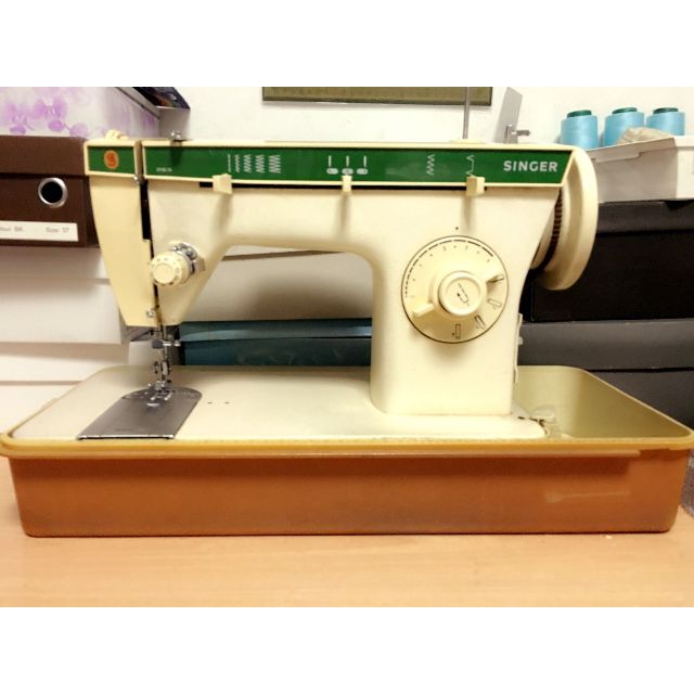 Singer Electronic Sewing Machine Model 263, Furniture & Home Living ...