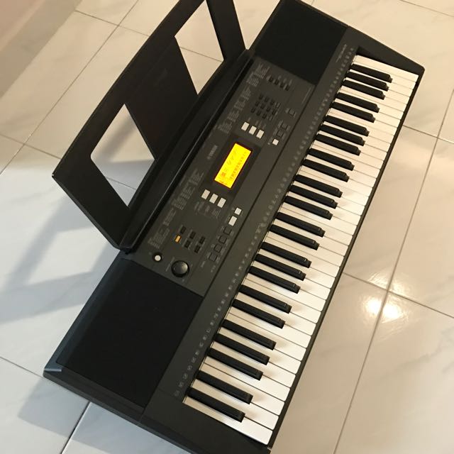 Yamaha Digital Keyboard PSR-E343, Hobbies & Toys, Music & Media ...