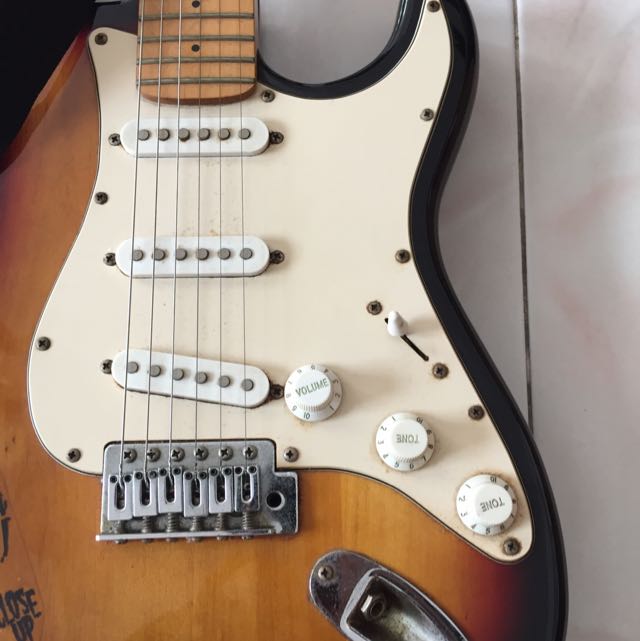 DARS Electric Guitar, Hobbies & Toys, Music & Media, Musical ...