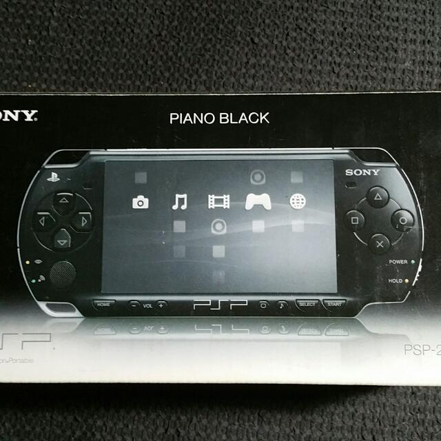 Sony PSP 1000, Video Gaming, Video Game Consoles, PlayStation on Carousell