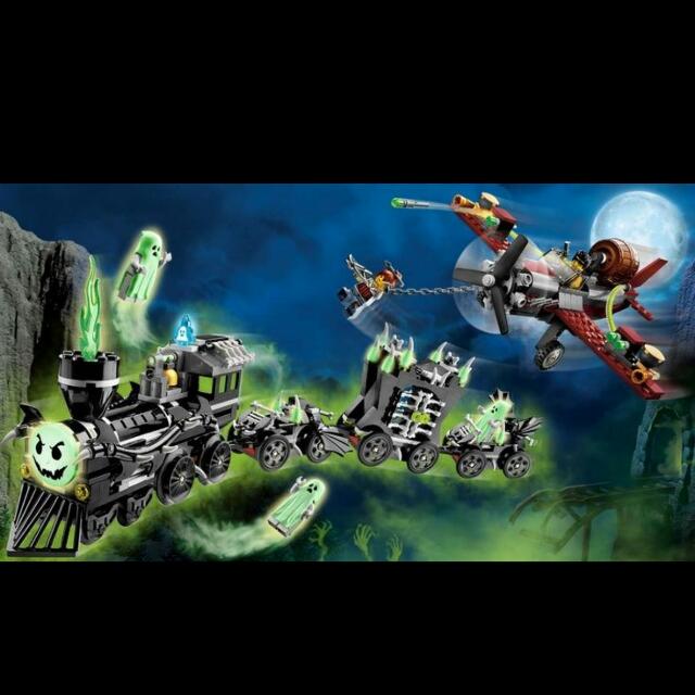 LEGO 9467 The Ghost Train, Hobbies & Toys, Toys & Games on Carousell