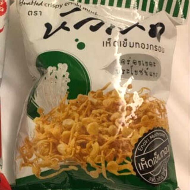 [CNY Special]Huahedkrob Enoki Mushroom Chips, Food & Drinks, Packaged ...