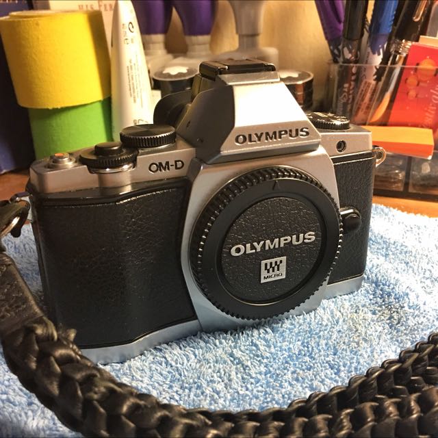 OLYMPUS EM5 MK1 W. KIT LENS + 3 ORIGINAL BATTERIES, Photography ...