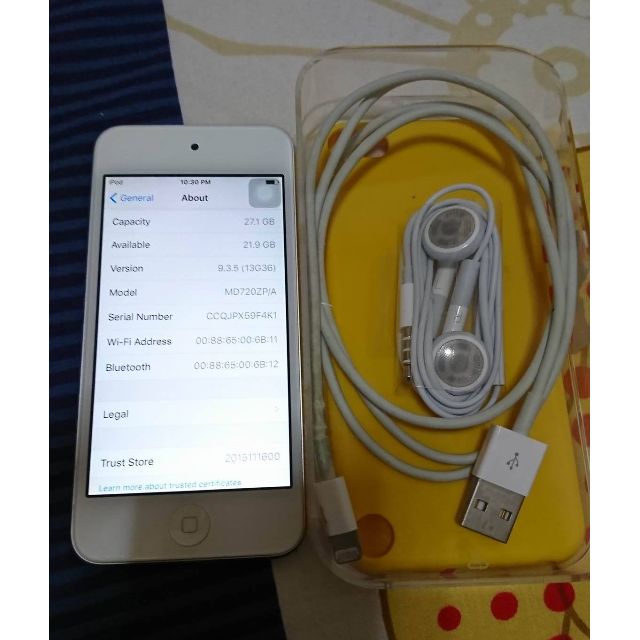 iPod Gen5, Audio, Portable Audio Accessories on Carousell