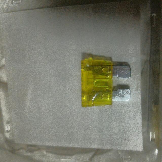 Motorcycle 20A Fuse box of 100, Motorcycles on Carousell