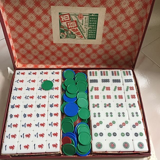 Used Mahjong Set, Hobbies & Toys, Toys & Games on Carousell