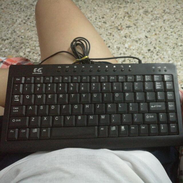 Portable Usb Keyboard Computers Tech Parts Accessories Computer Keyboard On Carousell
