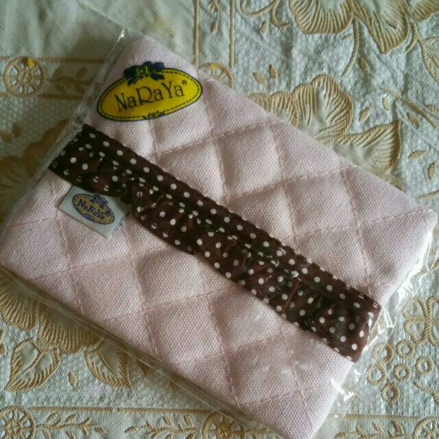 Brand New Naraya Tissue Pouch, Luxury, Accessories on Carousell