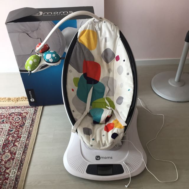 Mamaroo, Babies & Kids, Babies & Kids Fashion on Carousell