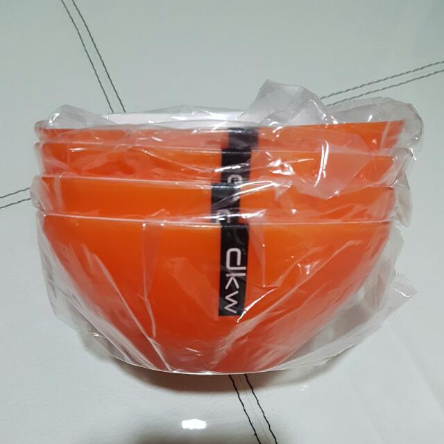 Brand New Set Of 4 DKW Plastic Bowls, TV & Home Appliances, Kitchen ...
