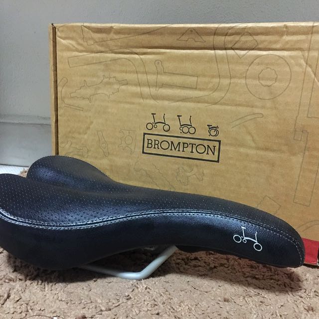 Brompton stock Saddle, Sports Equipment, Bicycles & Parts, Bicycles on ...