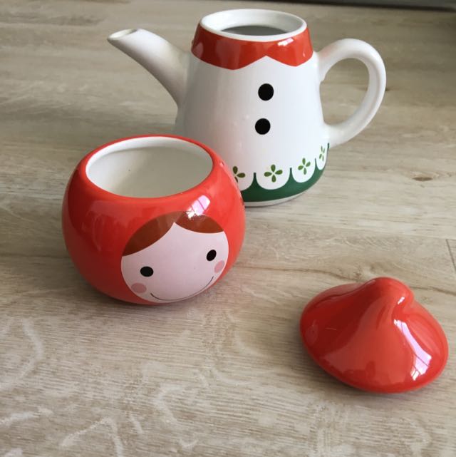 Little Red Riding Hood Tea Set, Furniture & Home Living, Kitchenware ...