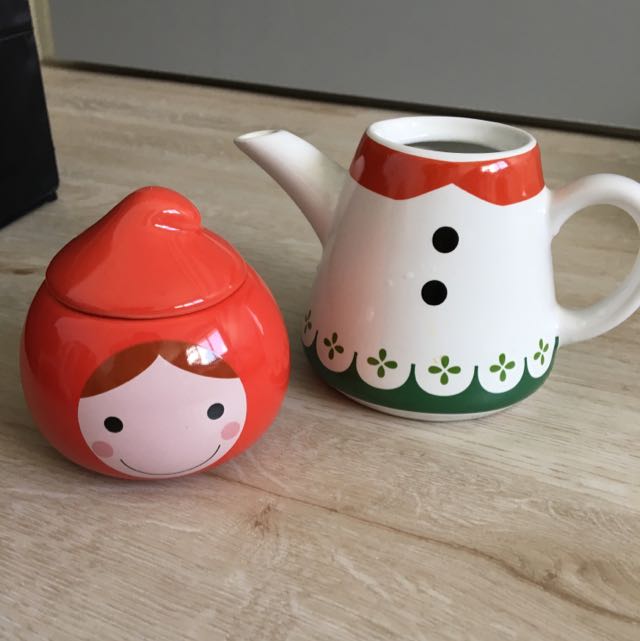 Little Red Riding Hood Tea Set, Furniture & Home Living, Kitchenware ...
