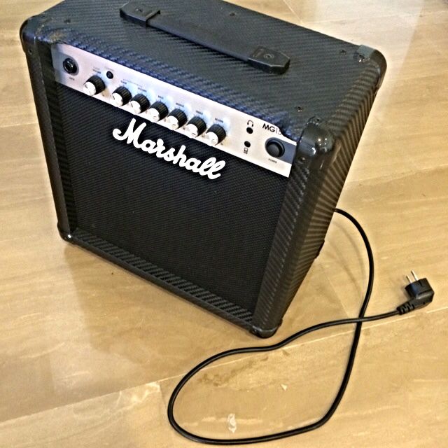 Marshall Electric Guitar Amplifier, Hobbies & Toys, Music & Media ...