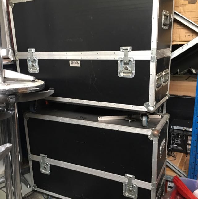 Flight Case W Divider, Mobile Phones & Gadgets, Mobile & Gadget ...