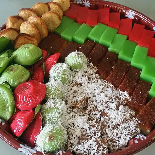 Traditional Handmade Nonya Kueh, Food & Drinks, Homemade Bakes on Carousell