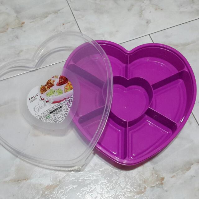 Big Heart Shaped Tupperware Candy Tray *Rare*, Everything Else on Carousell