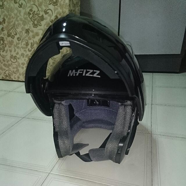 M-Fizz Convertible Helmet, Car Accessories on Carousell