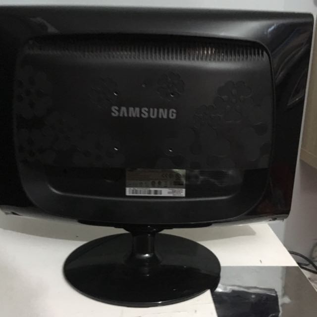 Monitor (Samsung syncMaster 933Bw), Computers & Tech, Desktops on Carousell
