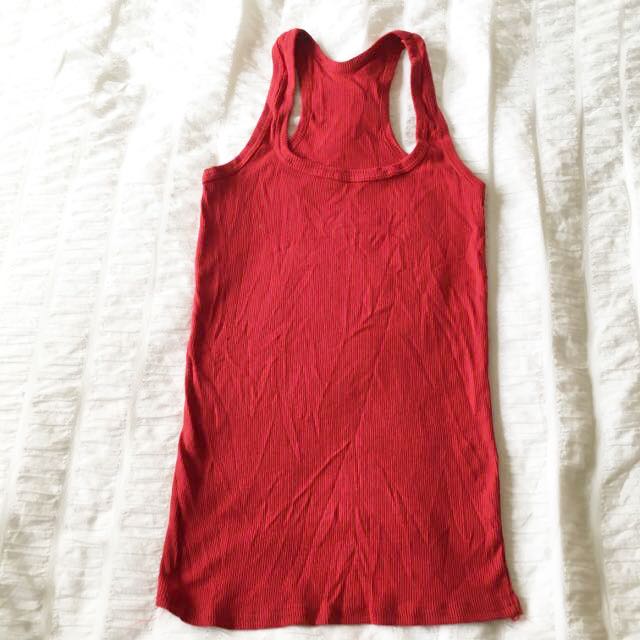 Red Singlet Top, Women's Fashion, Tops, Sleeveless on Carousell