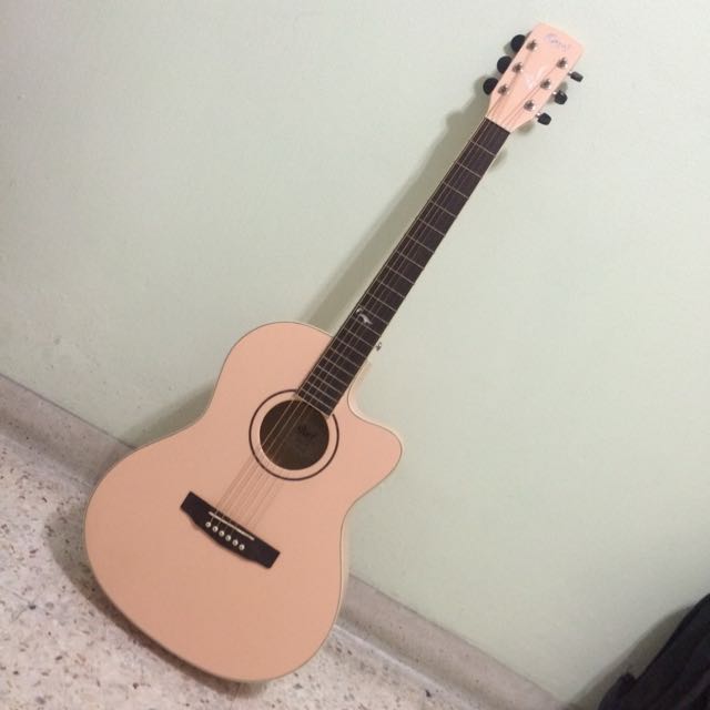 Cort Acoustic Guitar, Hobbies & Toys, Music & Media, Musical ...