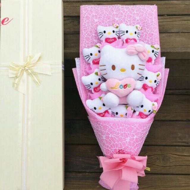Hello Kitty / Line / Cony Flower Bouquet Perfect For Wedding Proposal ...