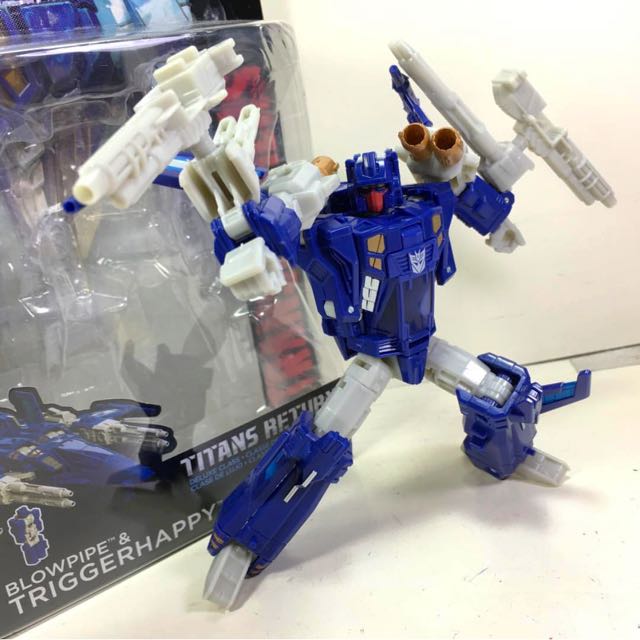 Hasbro Transformers Titans Return Triggerhappy And Blowpipe, Hobbies ...