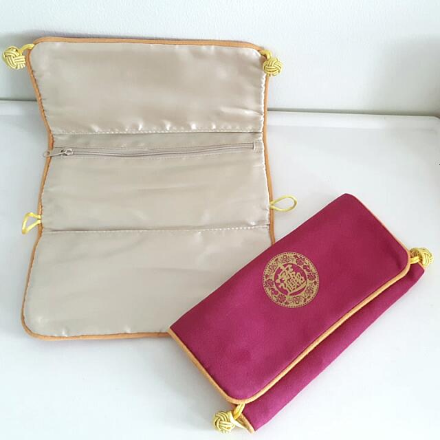 Jetstar Ang Pow Red Packet and Pouch set, Everything Else on Carousell