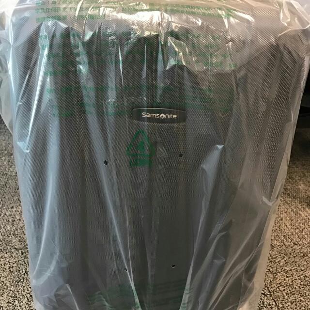 Samsonite fiero spinner 20" luggage, Babies & Kids, Babies & Kids ...