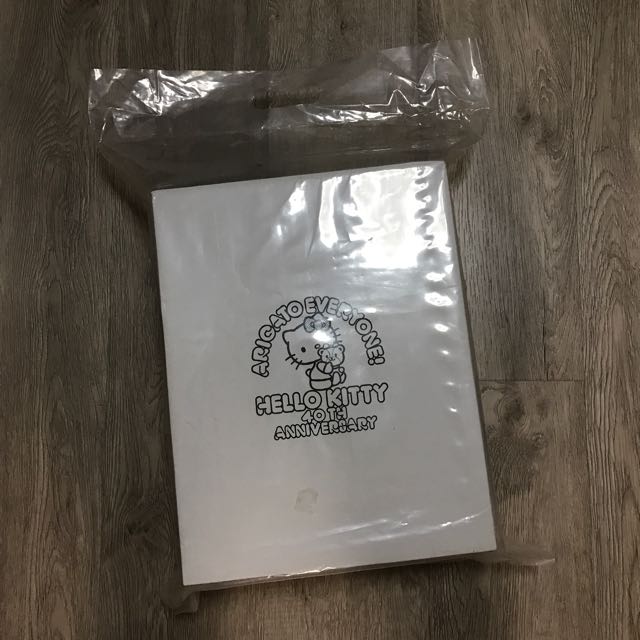 McDonald's Hello Kitty Box Set, Hobbies & Toys, Toys & Games on Carousell