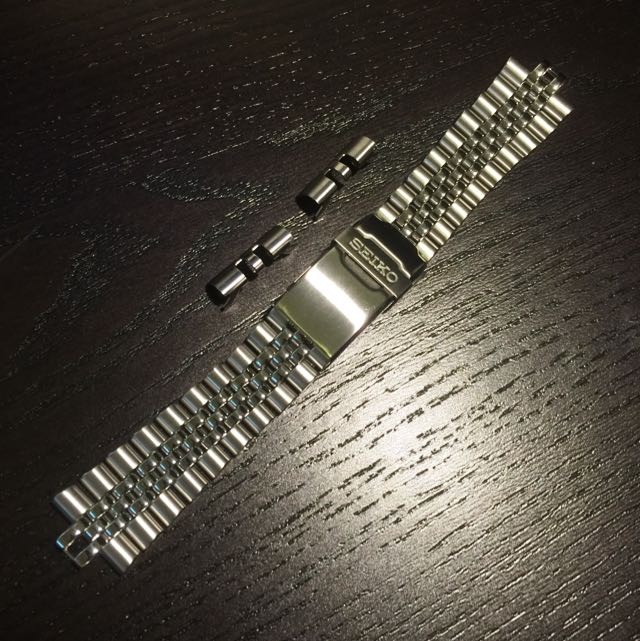 Seiko Jubilee Bracelet 22mm Lugs, Men's Fashion, Watches & Accessories ...