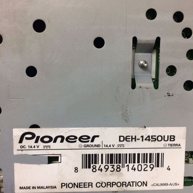 Pioneer DEH-1450UB Player (RS138), Car Accessories on Carousell